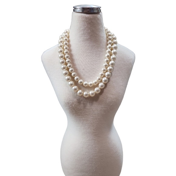 Jewelry | Vintage Silver Toned Gradient Layered Pearl Strands | Poshmark